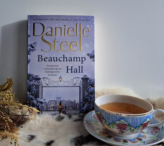 Beauchamp Hall- Danielle Steel :: Annelies leest