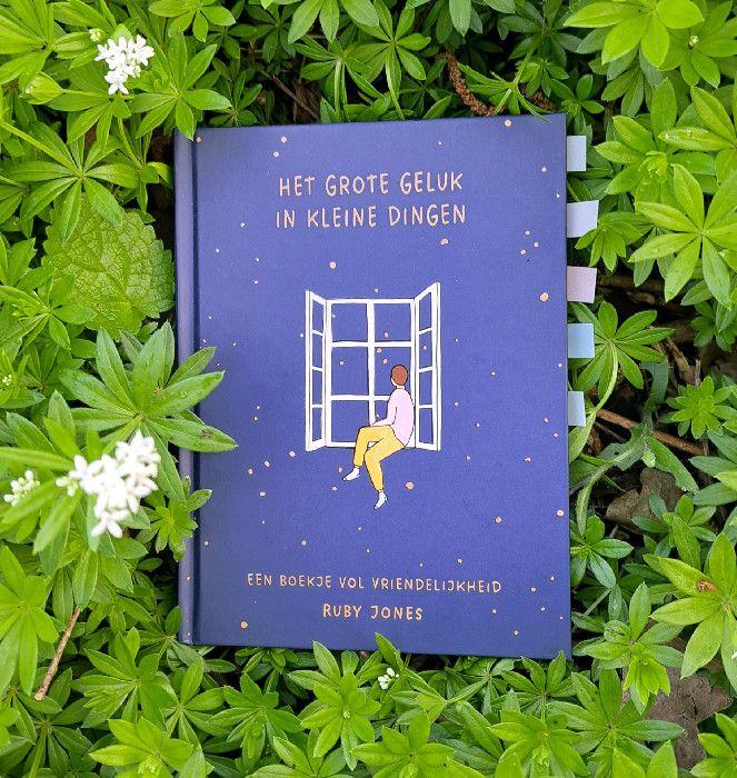 Ruby Jones :: Annelies leest